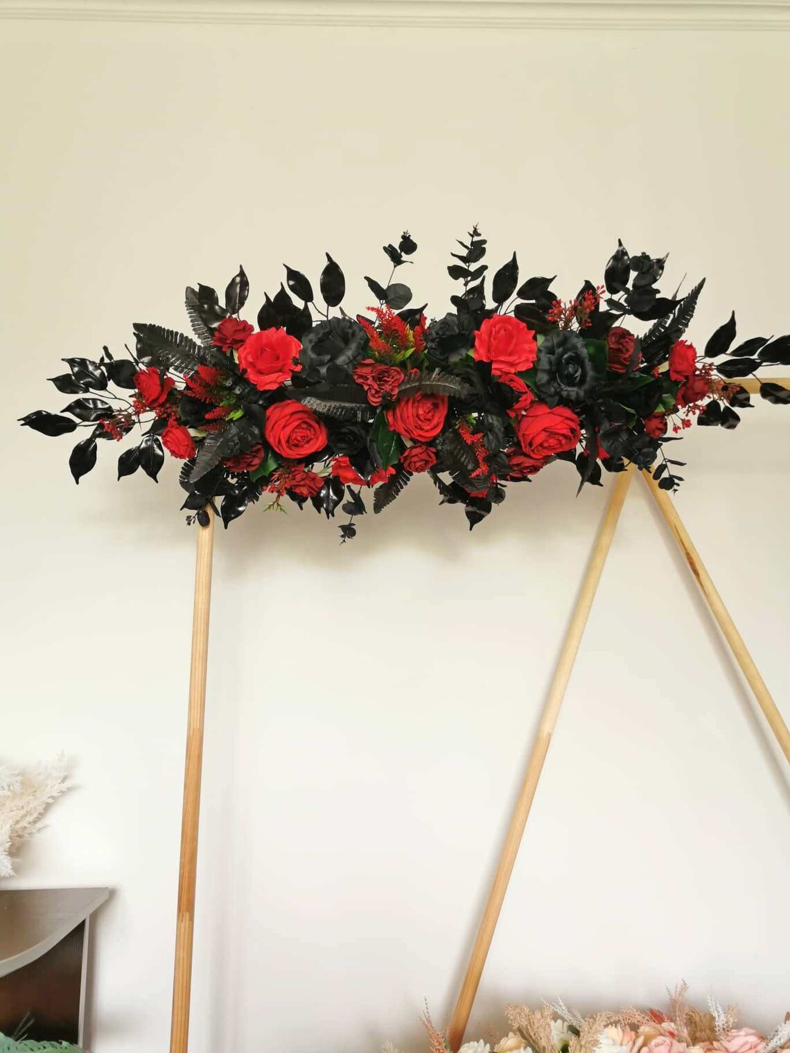 Red black arch swag Gothic wedding arch flowers Halloween | Etsy