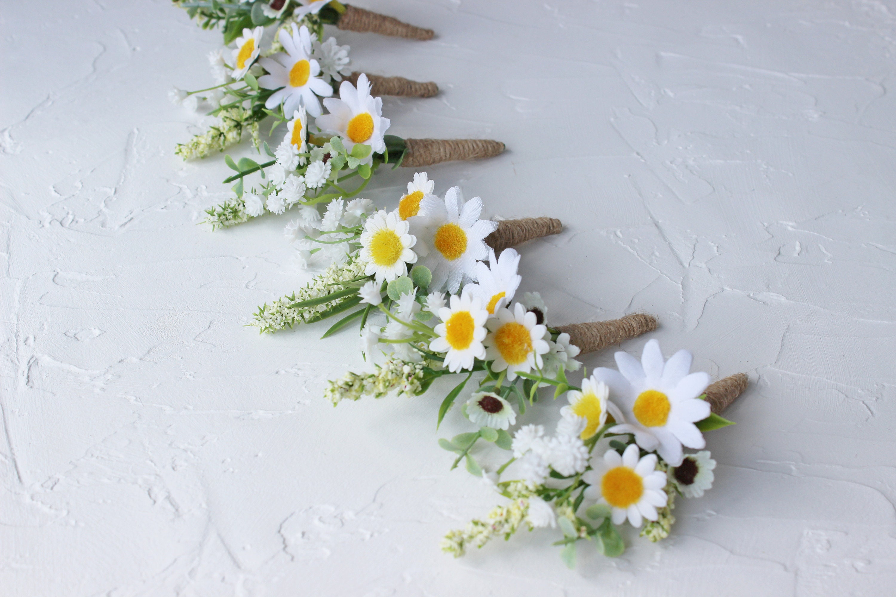 Boho Daisy Boutonniere, Wildflower Wedding Boutonniere, Groom or ...