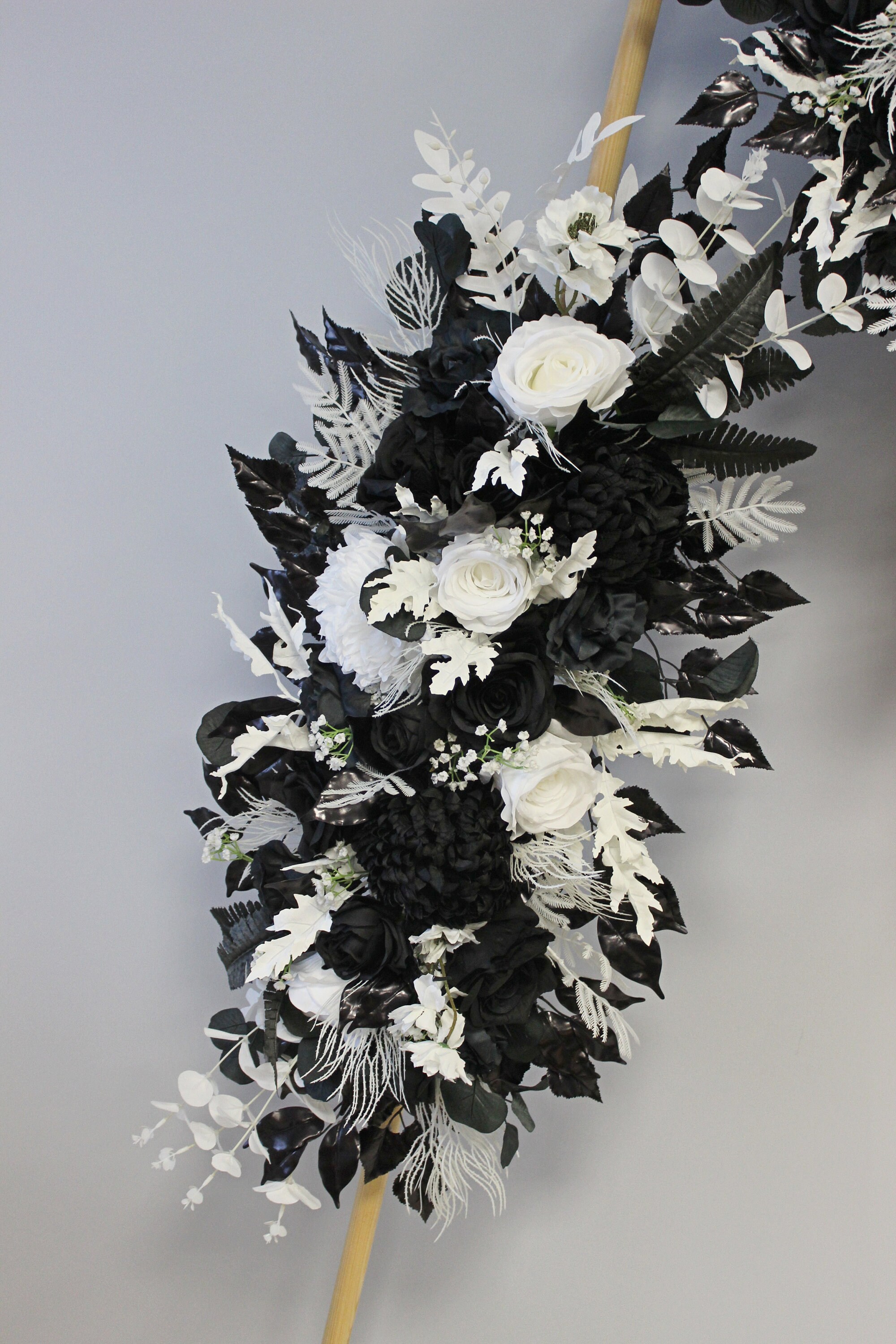 Black White Arch Swag, Gothic Wedding Decor, Moody Wedding Arbor ...
