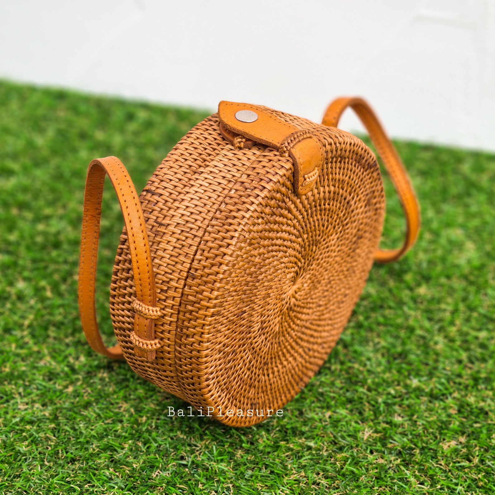 Round Rattan Bag Bali Bag Straw Bag Handwoven Shoulder - Etsy