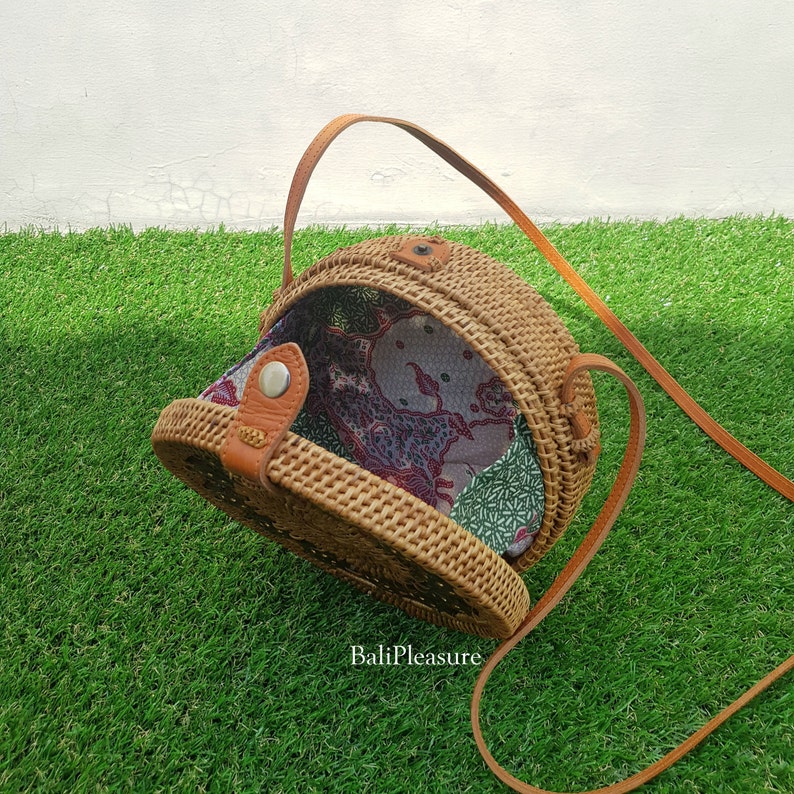 Coconut Shell Round Rattan Bag Bali Bag Straw Bag - Etsy
