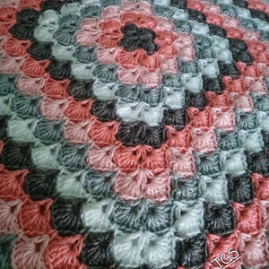 Green Shadows Custom Crochet Blanket Gift, Handmade Christmas Gift Idea ...