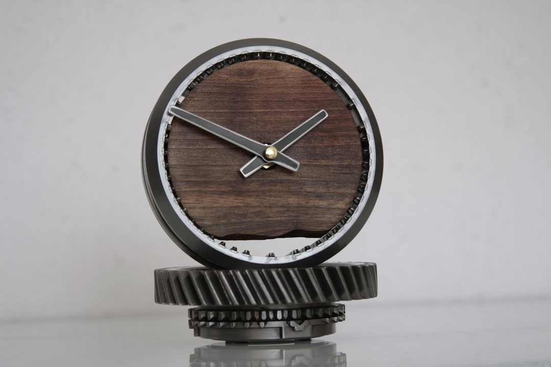 Industrial / Steampunk Style Desk Clock Car Part Metal Art Minimalist ...