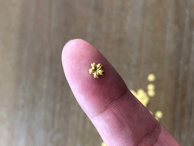 Gold Metal Cherry Blossom Embelishment Appx 100pcs Sakura - Etsy