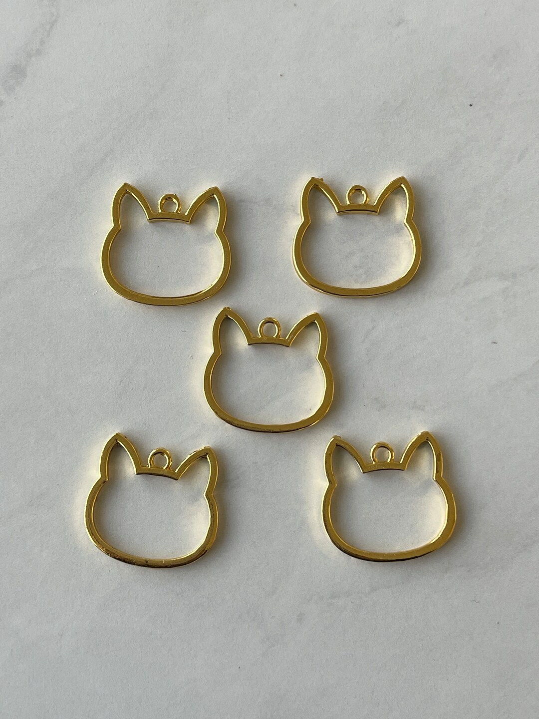 Open Bezel Cat Pendant - Etsy