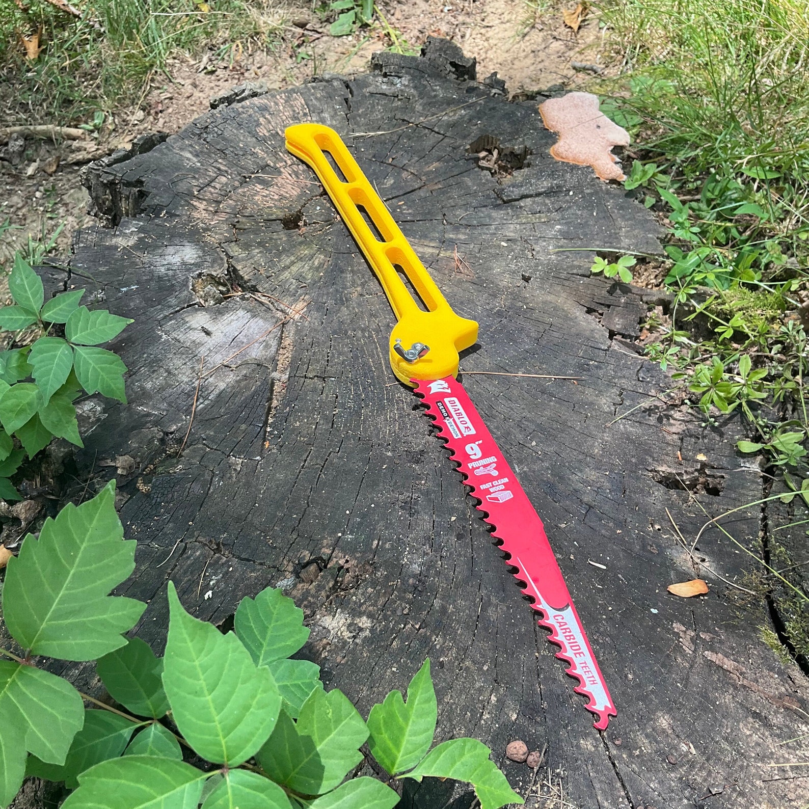 Ultralight 9" Folding Saw With Carbide Blade and Ergonomic Handle for ...