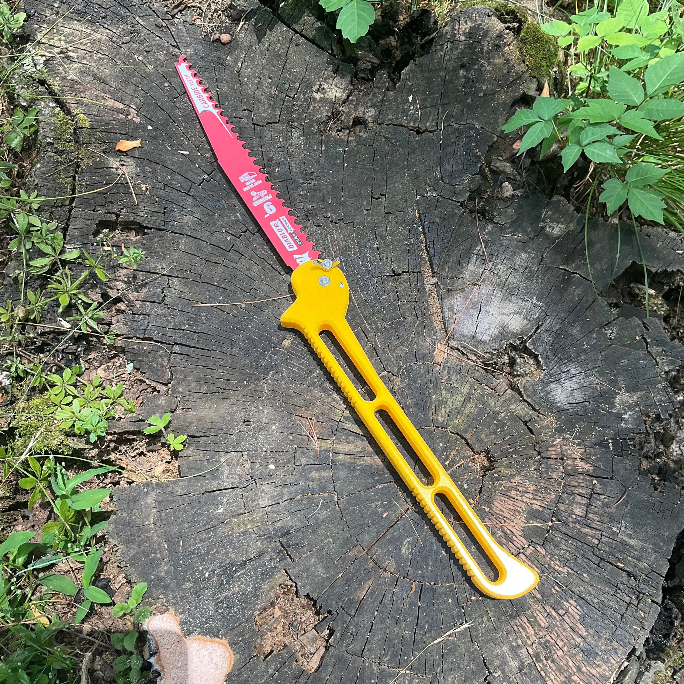 Ultralight 9" Folding Saw With Carbide Blade and Ergonomic Handle for ...