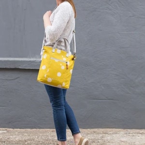Redwood Tote - Sewing Pattern by Noodlehead - Crossbody Strap - Etsy
