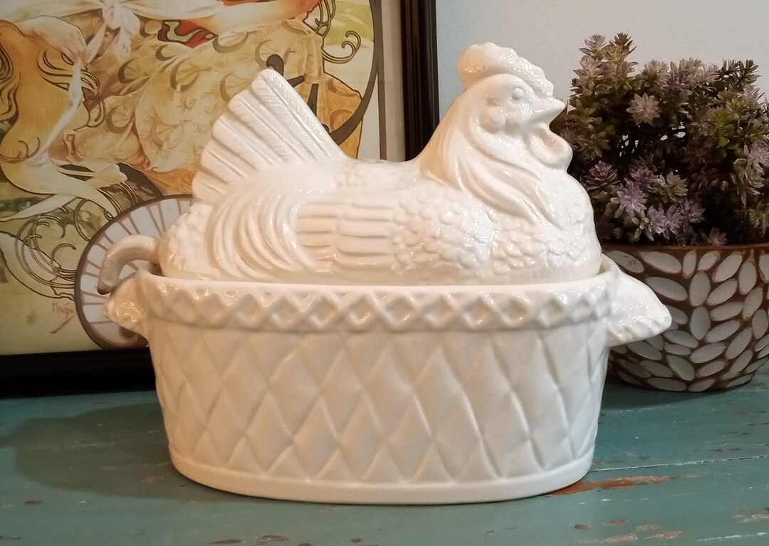 Vintage Himark Ivory White Ceramic Hen on a Nest Basket Soup Tureen W ... Vintage Himark Ivory White Ceramic Hen on a Nest Basket Soup Tureen W ...