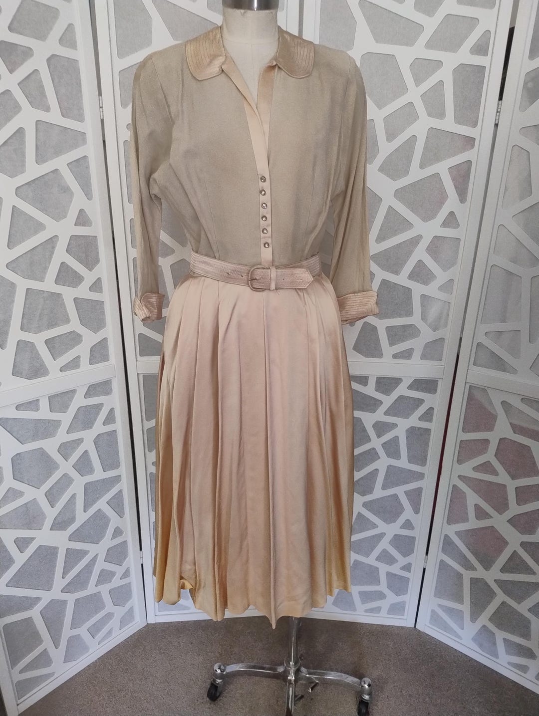 1940s Rayon and Liquid Satin Cocktail Dancing Dress Pale Peach and Bone ...