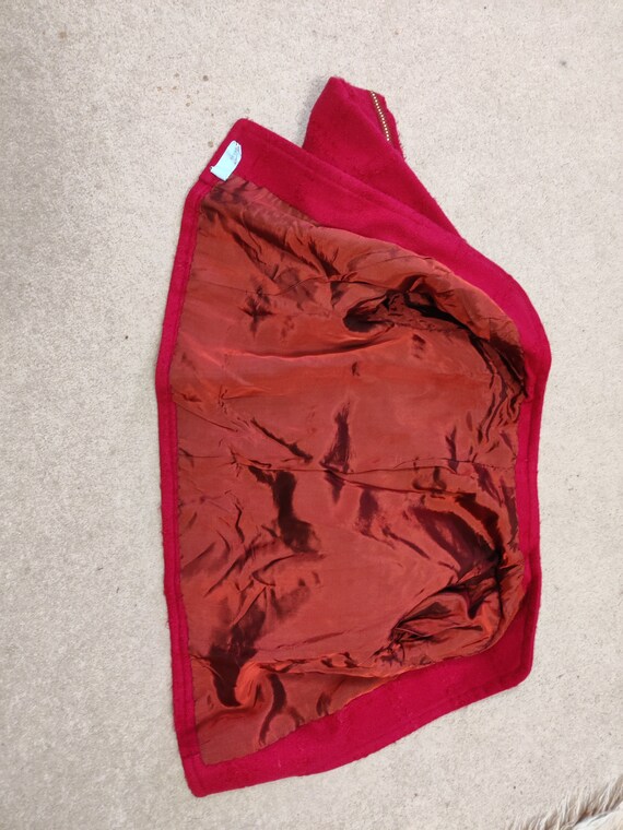 1950s raspberry red soft texture wool suit pencil ski… - Gem