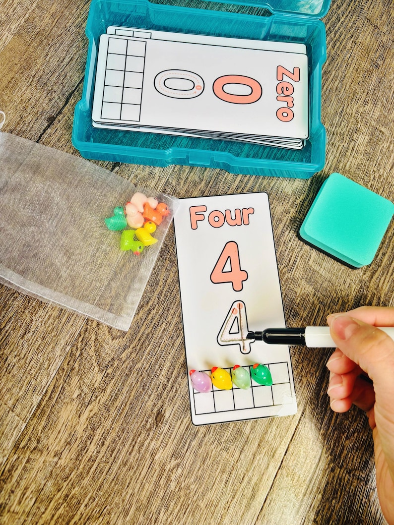 Preschool Counting Busy Box | Montessori Math Game, Kindergarten Travel ...