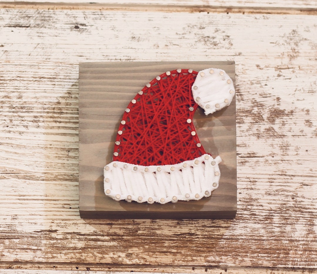 Santa Hat String Art Block - Etsy