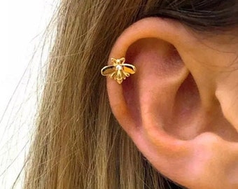 Bee Ear Cuff - Etsy