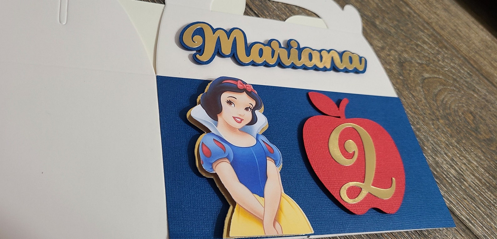 Snowwhite Favor Box | Etsy