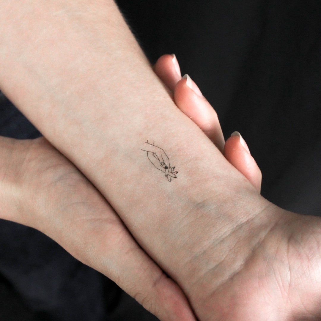 Holding Hands Temporary Tattoo (set of 3) - Etsy
