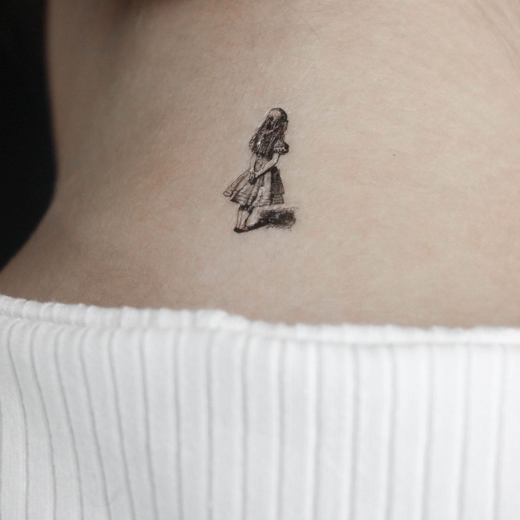 Wonderworld Tattoos 10 Magical Alice In Wonderland Tattoos | Books And