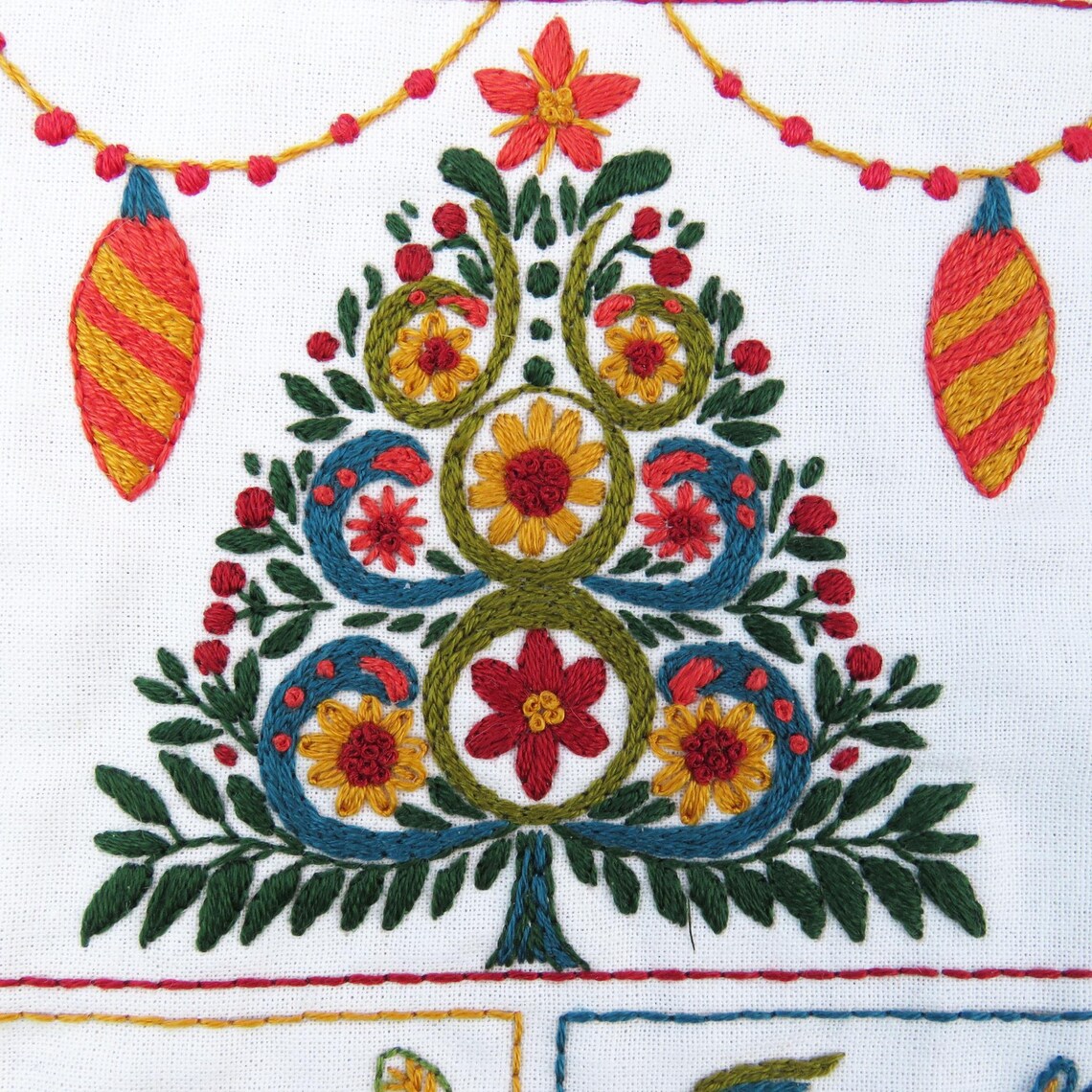 Festive Christmas Folk Embroidery PDF Pattern With Full Color Photos ...
