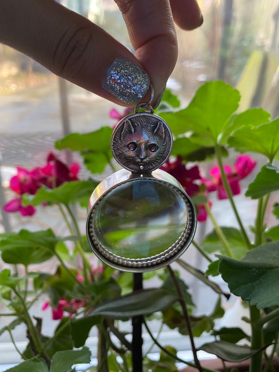 Sterling Cat Magnifying Glass - Gem