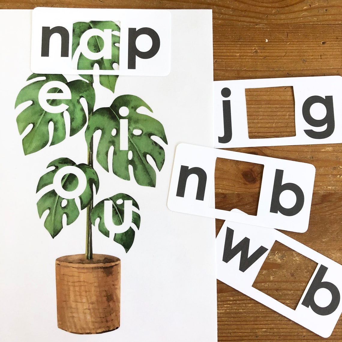 Printable Montessori Vowel Tree | Etsy