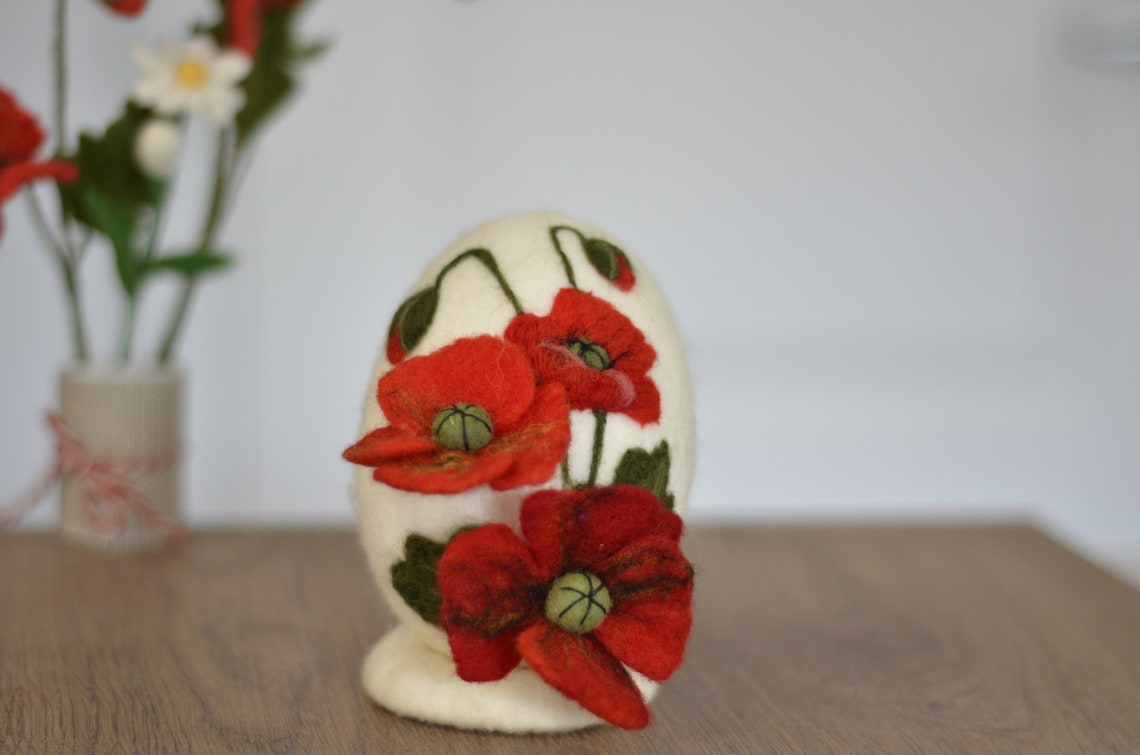 Easter decoration felt easter egg 3D red poppies 5in | Etsy