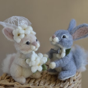 Small Bunnies Wedding Figurines Bride and Groom, Wedding Beige and Gray ...