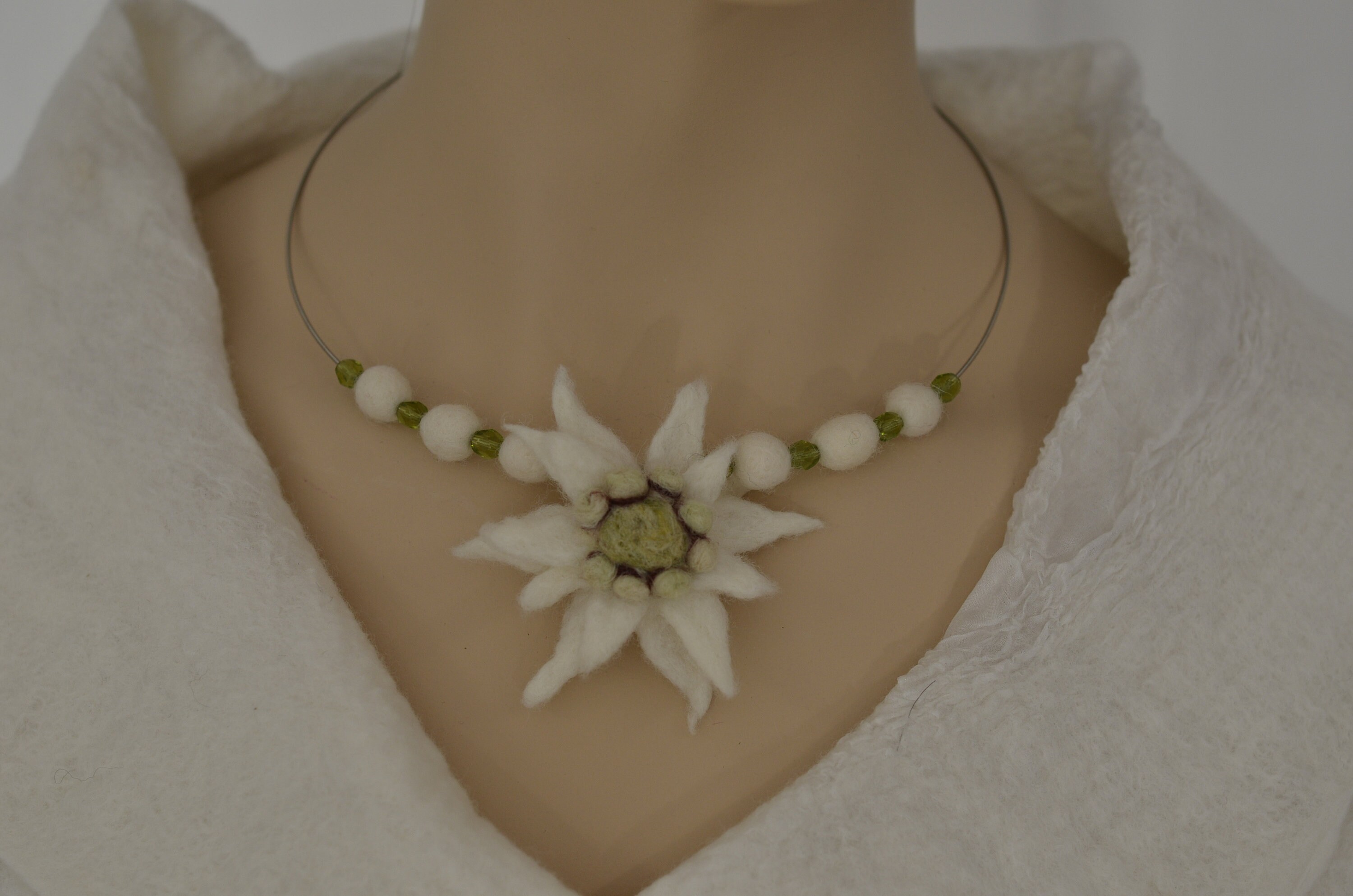 Edelweiss Necklace Winter Wedding Accessory Choker Necklace | Etsy