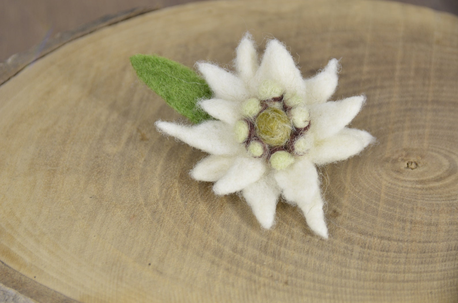 Small Felt Edelweiss Brooch Flowers, Alpine Hat Pin, Edelweiss ...