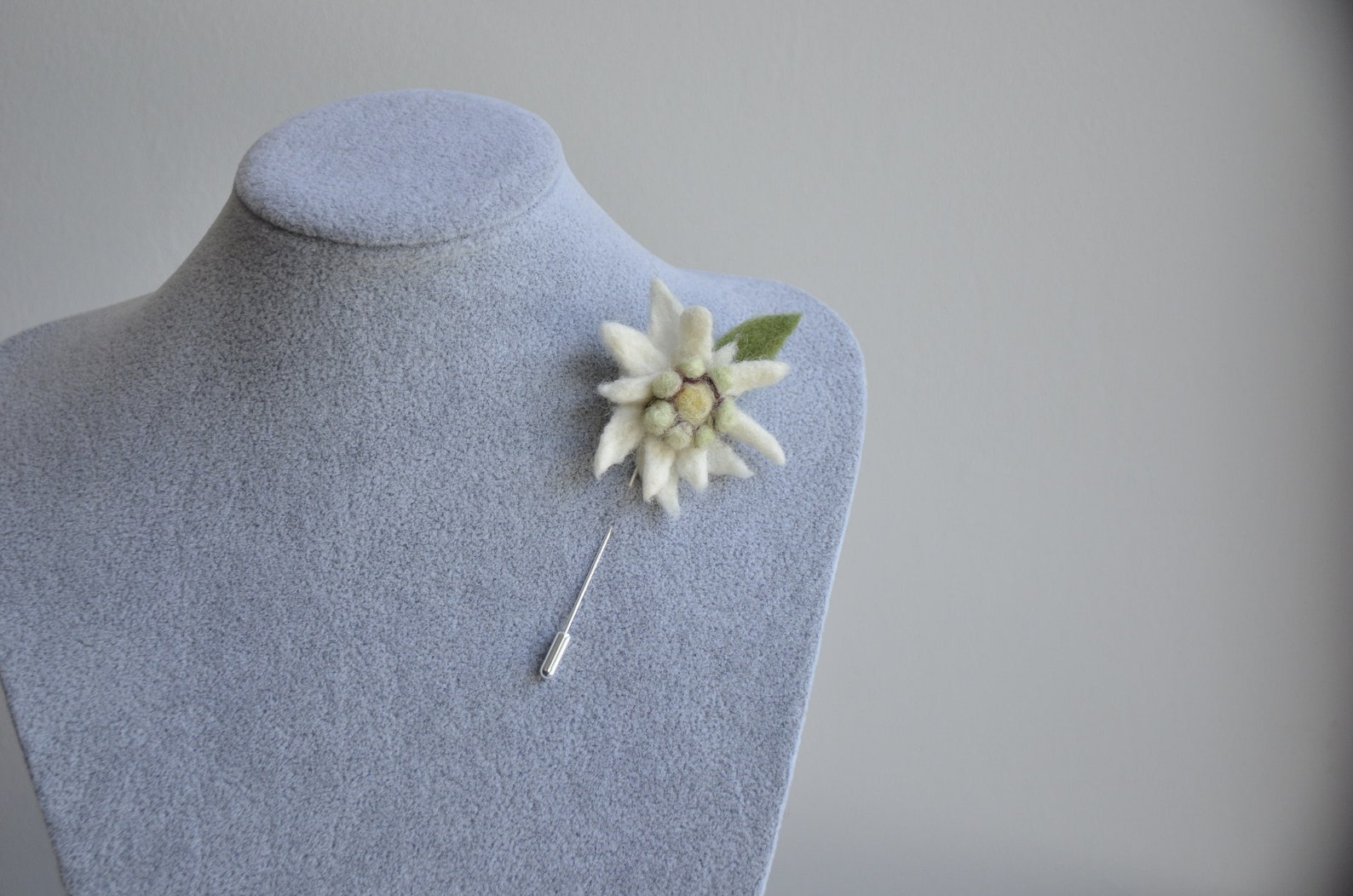 Needle Felt Edelweiss Lapel Pin Wedding Boutoniere Handmade - Etsy