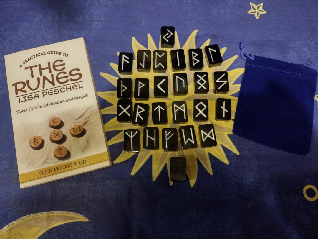Runes Set-a Practical Guide to the Runes: Their Uses in Divination and ...
