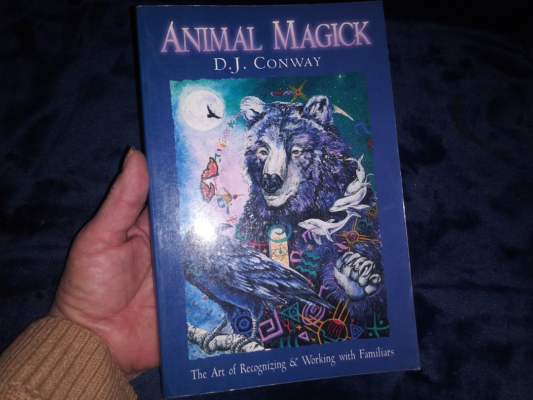 Animal Magick: the Art of Recognizing & Working With Familiars - Etsy