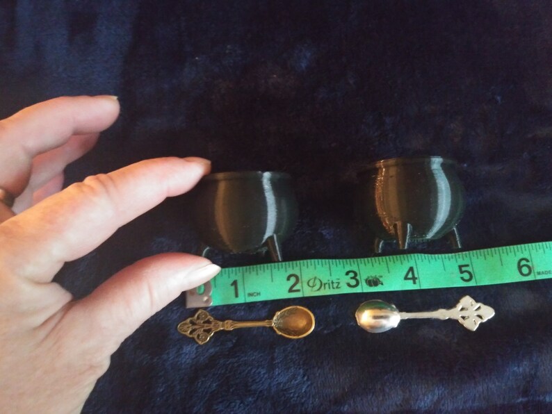 Cauldron With Ladle, Witch Altar Decor, Potion Brew, Mini - Etsy