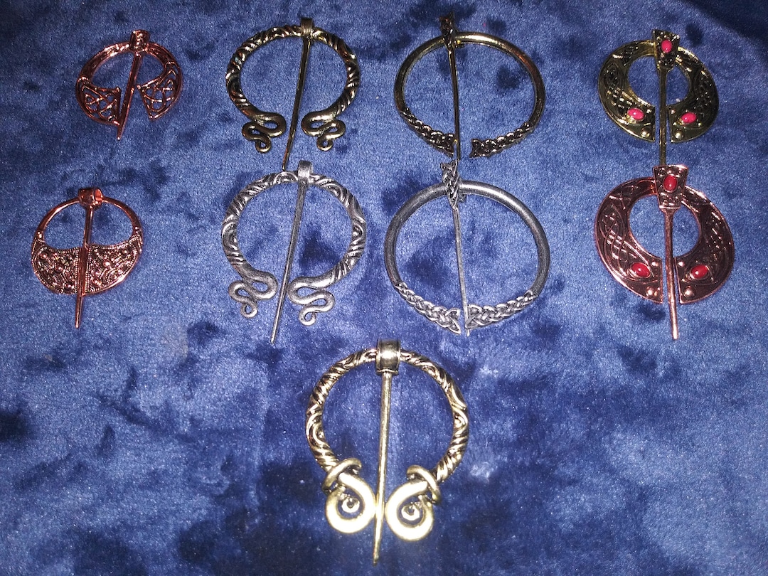 Charm Pin-brooch-celtic Witch-ritual Robe Pins-penannular Brooch Charm ...