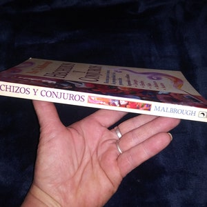 Hechizos Y Conjuros: Recetas Para El Amor, La Prosperidad Y La ...