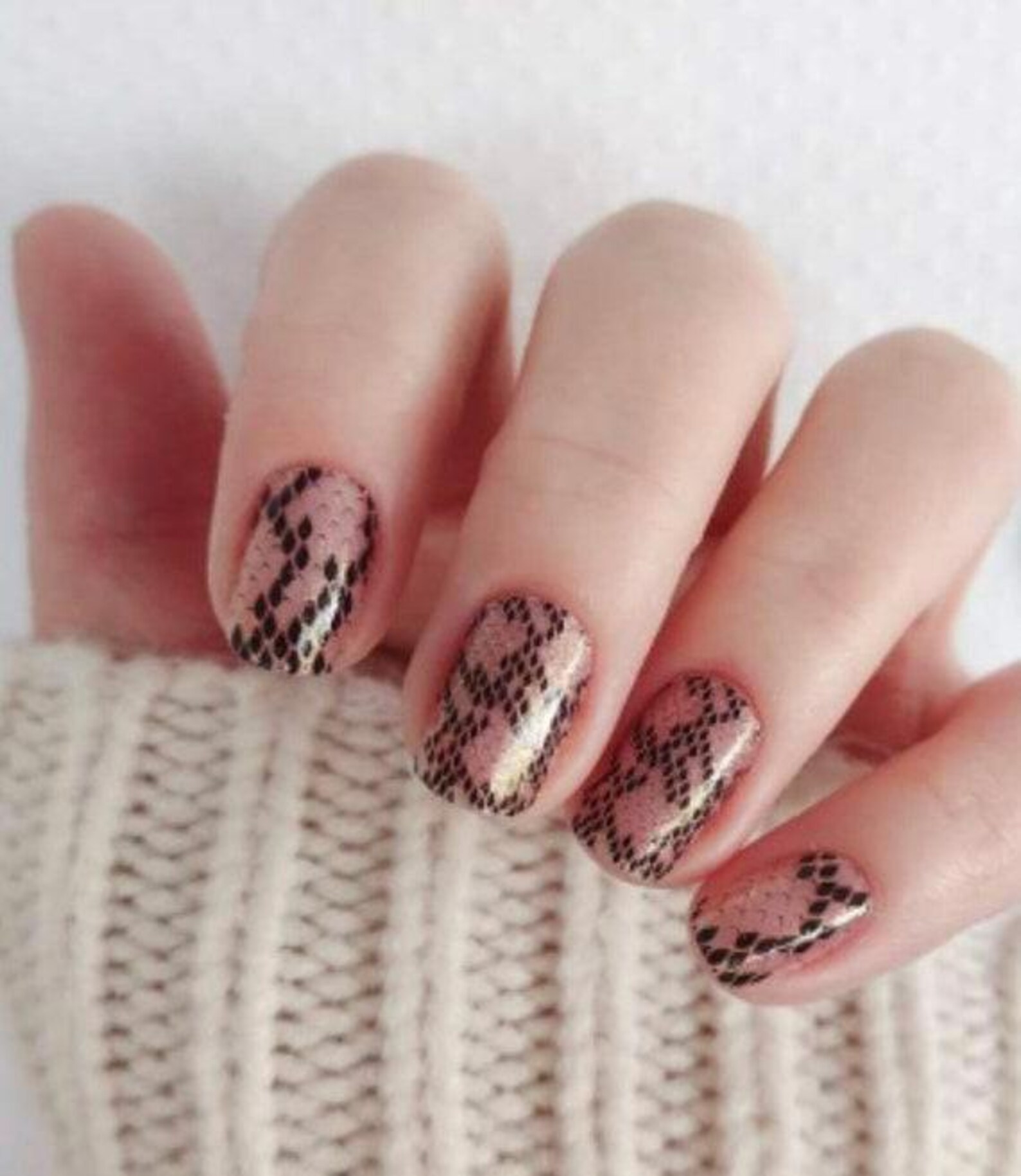 Color Street/nail Wraps/nail Strips/ Spot On/ A Roar-ing Time/ Heads or ...