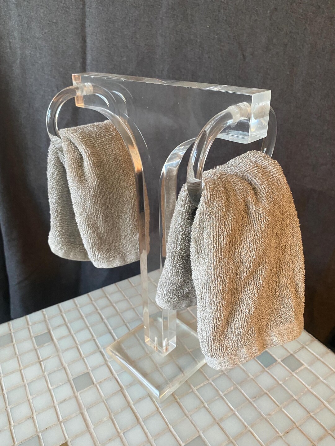 Vintage Lucite Guest Towel Holder Towel Stand Towel Rack Powder Room ...