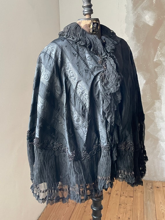 Antique Victorian Black Silk Beaded Cape Cloak 1880s.… - Gem