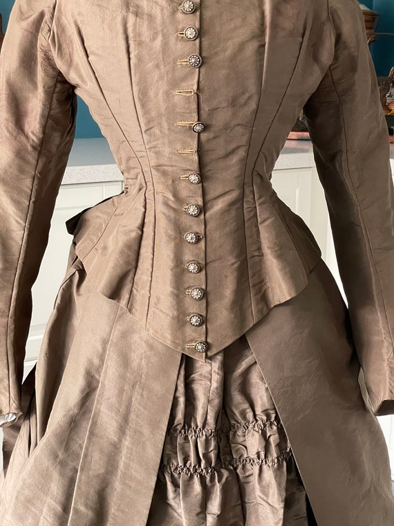 Antique Victorian 1880s Bustle Dress Basque Silk 3-pc… - Gem