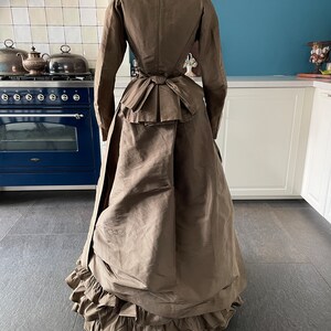 Antique Victorian 1880s Bustle Dress Basque Silk 3-pc Silk Tafetta. the ...