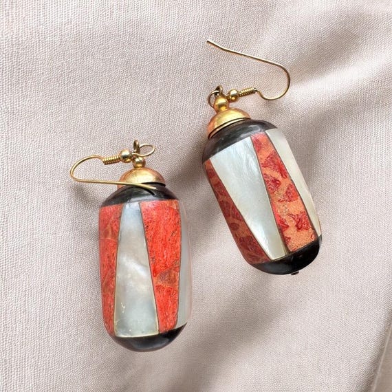 Handmade Conch Shell Red Coral Mother of Pearl Dangle… - Gem