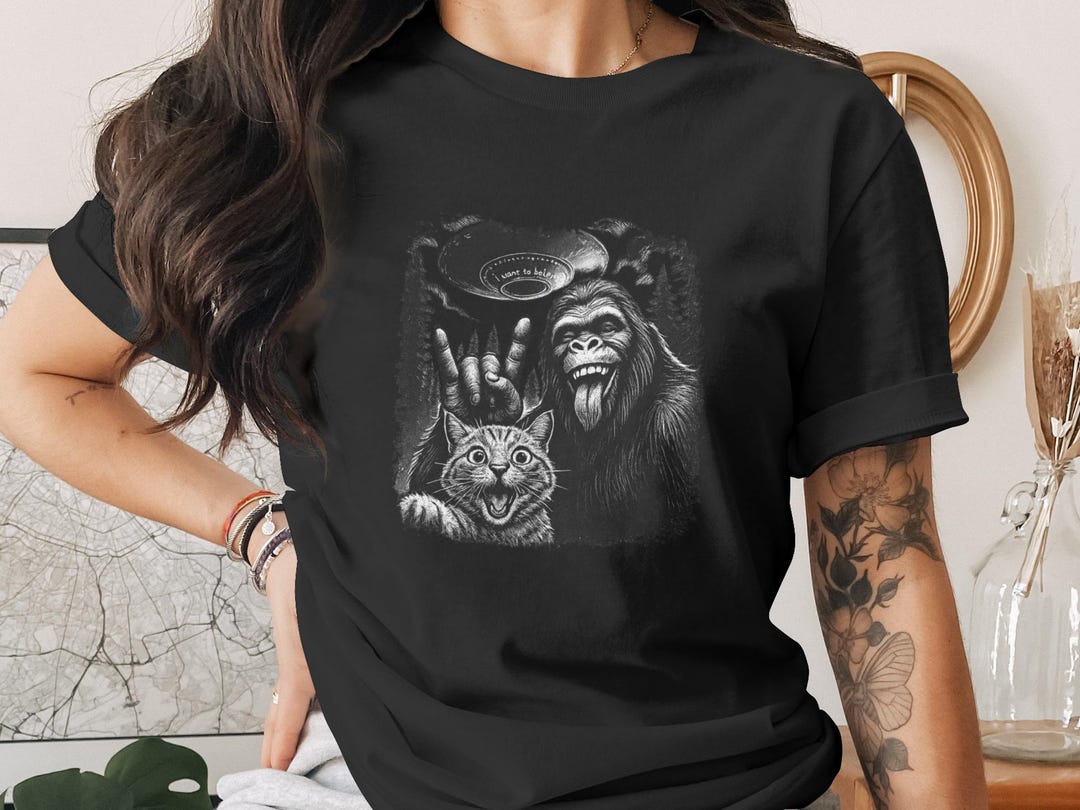 Funny Bigfoot Cat Alien Graphic Tee: Cryptozoology Meme Apparel ...