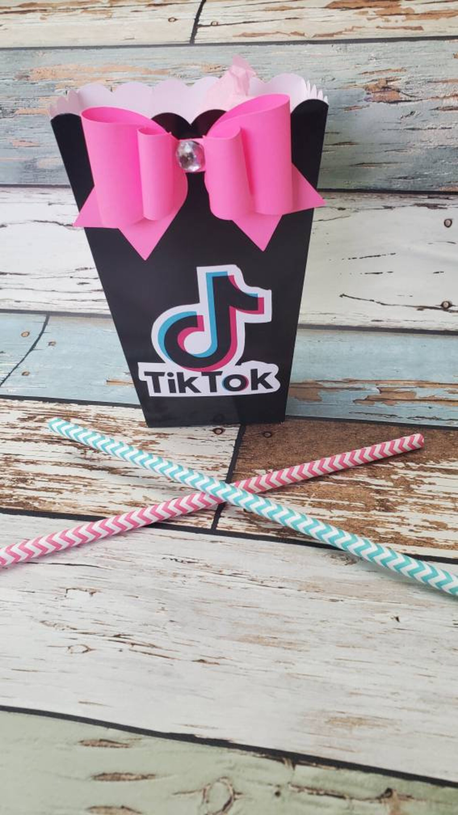 Tik tok popcorn box Tik tok party favor box Popcorn box | Etsy