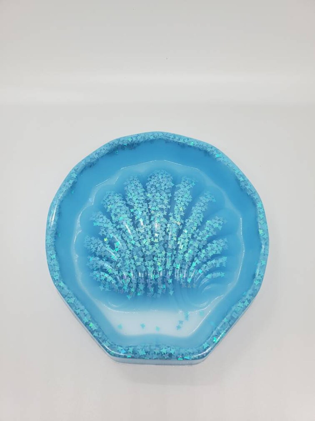 Clam Shell Soap Dish. 5 1/2 X 5 1/2 Inches. Handmade With - Etsy UK