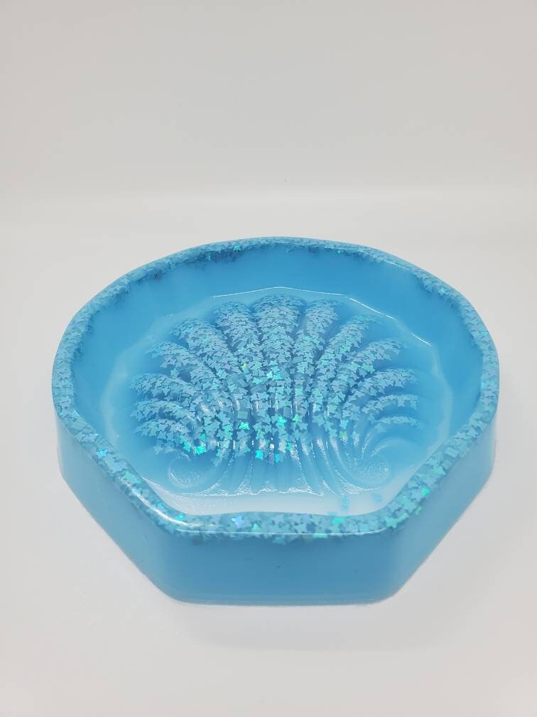 Clam Shell Soap Dish. 5 1/2 X 5 1/2 Inches. Handmade With - Etsy UK