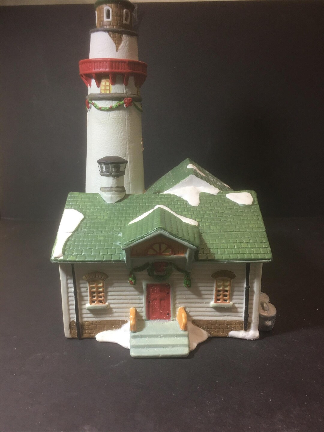 Lemax Dickensvale "plymouth Corners Lighthouse" 25403 Christmas Village ...
