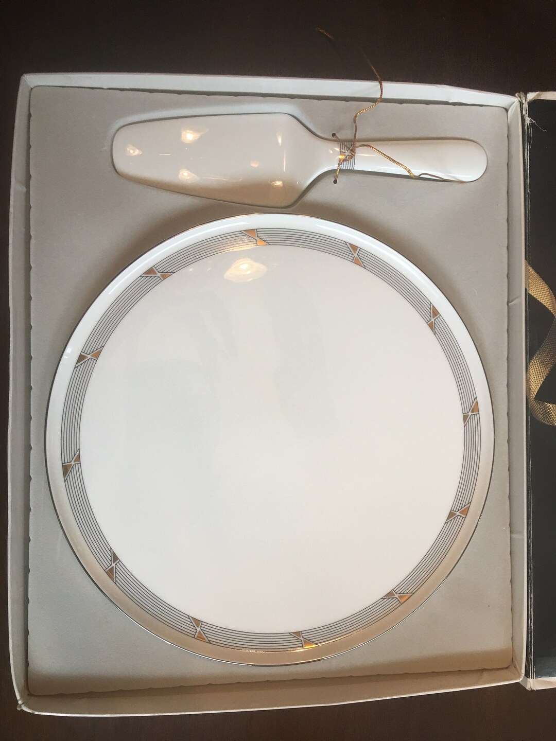 Daniel Hechter Paris CQ013 Gold and Platinum 306 Cake and Pie Plate Set ...