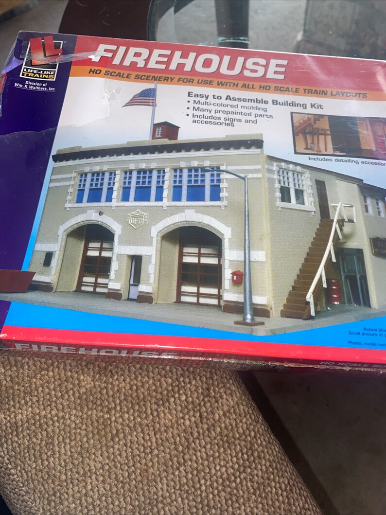 Life-like Trains Firehouse Easy to Assemble Building Kit Ho Scale ...