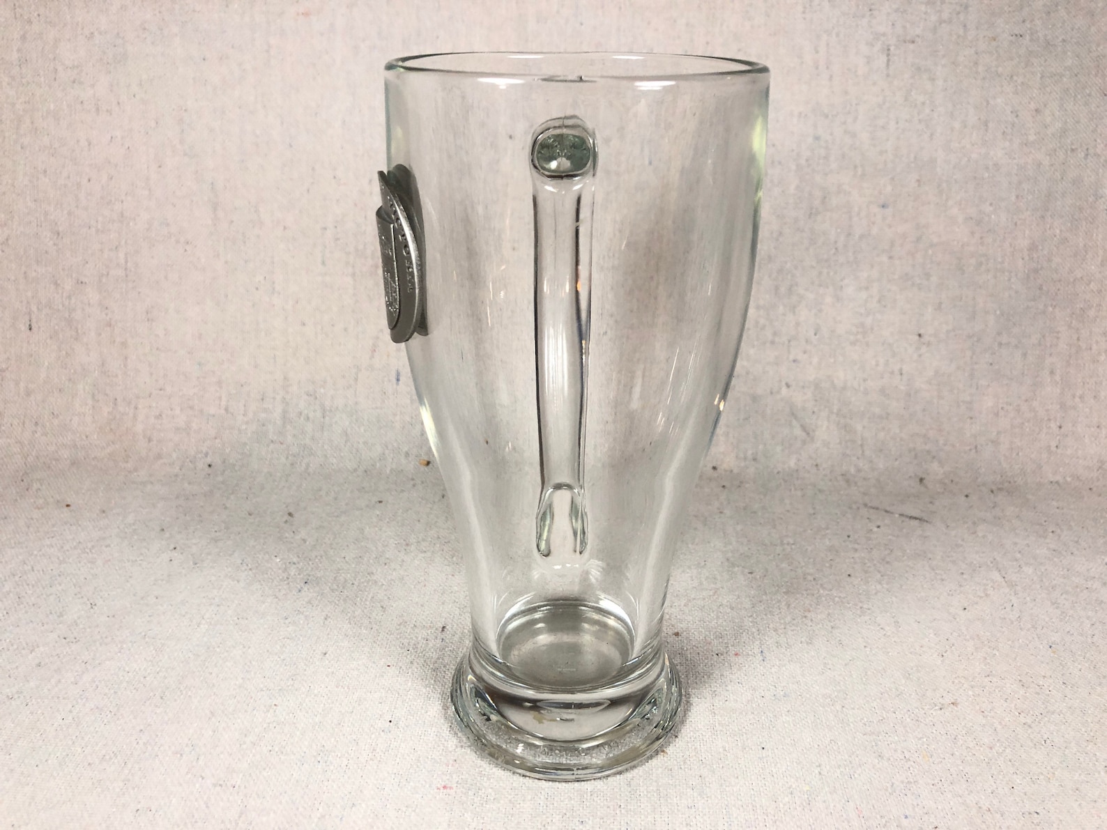 University of Victoria Beer Glass Mug With Pewter Crest | British ...