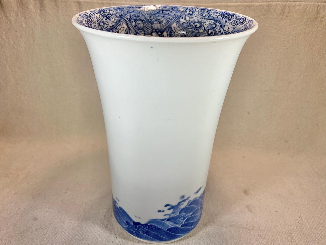 Vintage Chinese Porcelain Flared Cylinder Vase | Blue & White Chintz ...