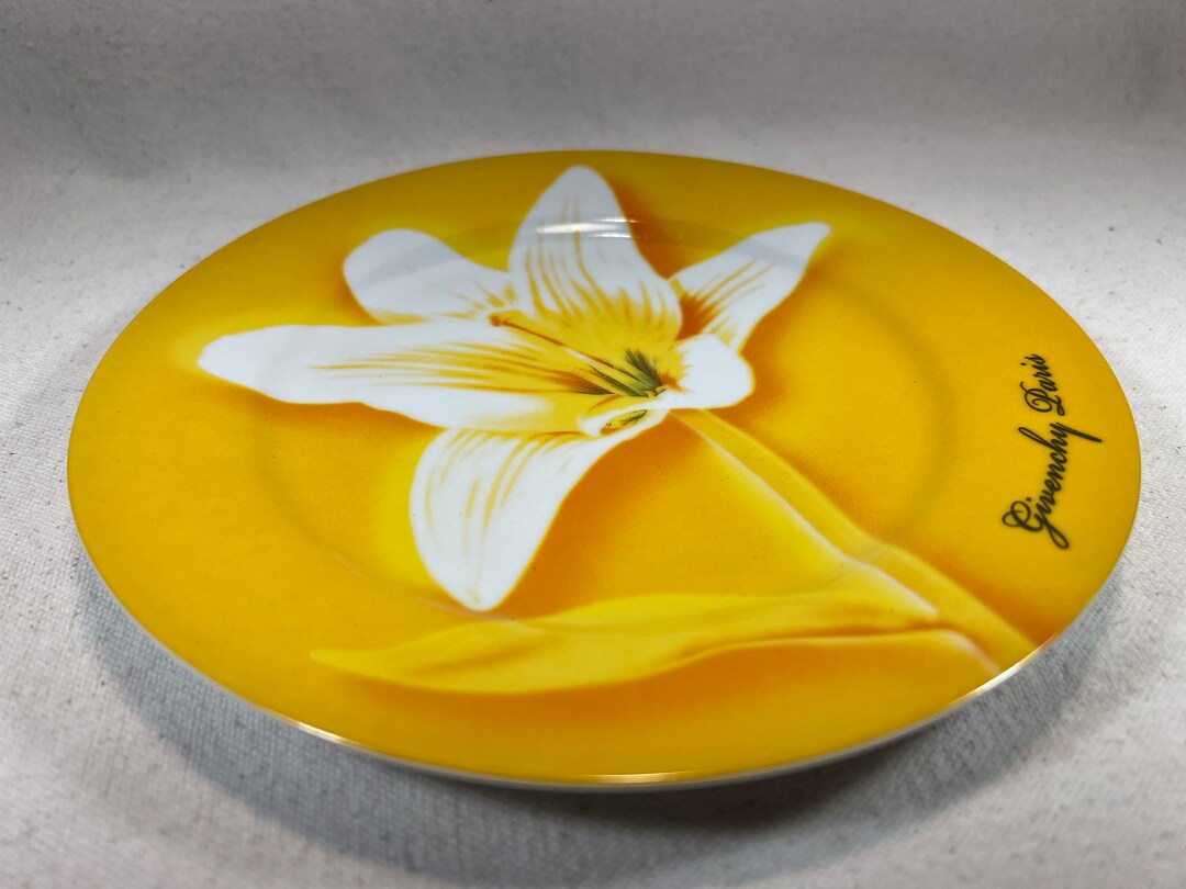 Givenchy Paris Yellow White Lily Porcelain Plate Fleurs De Parfums - Etsy